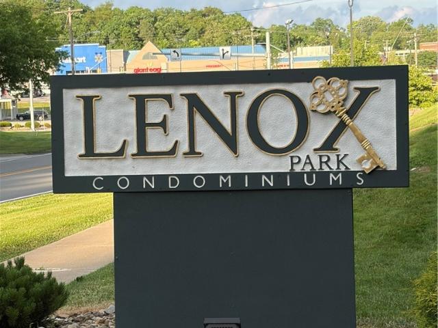 2106 Lenox Dr