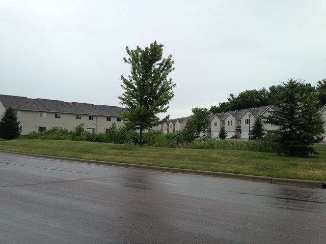 2106 Linden Trl, North Mankato, MN 56003