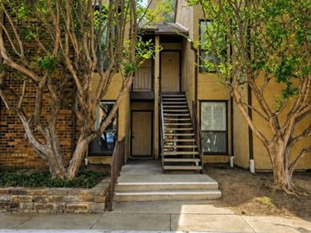 2106 Rainbow Dr Apt 4212, Arlington, TX 76011