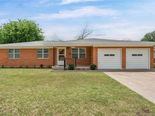 2106 S 47th St, Temple, TX 76504
