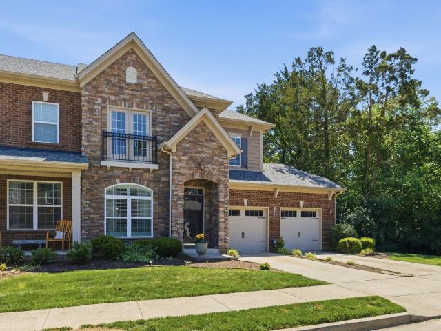 2106 Traemoor Village Ct