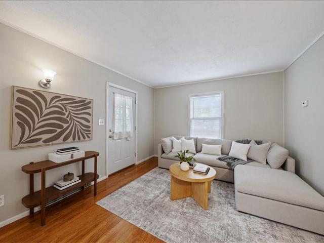 2106 W 48th Street