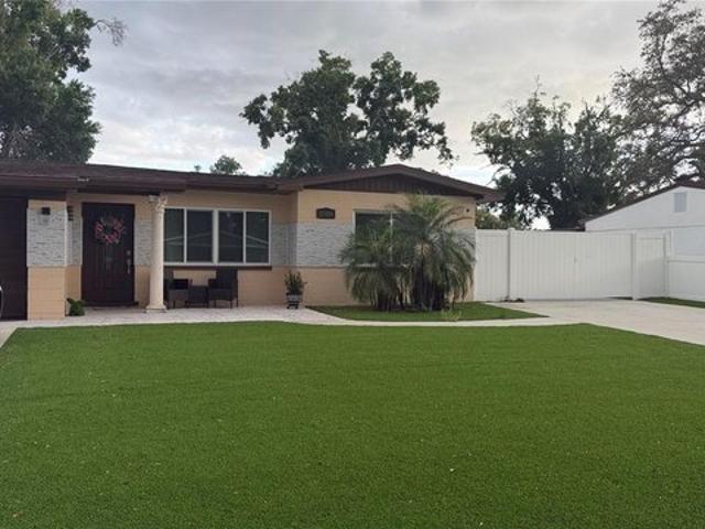 2106 W Cluster Ave, Tampa, FL 33604