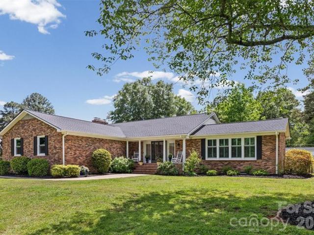 2107 Meadow Ln, Rock Hill, SC 29732