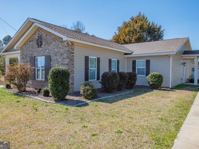 2107 N Hwy 41
