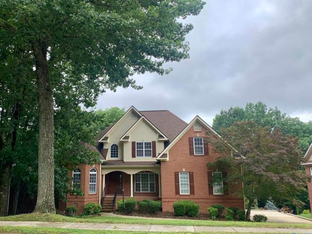 2107 NE Greenslope Trail