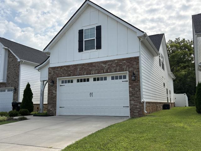 2107 Barringer Ln
