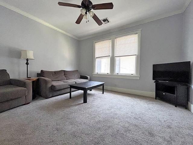 2107 Calhoun Street