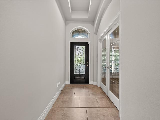 2107 Cinnamon Teal Circle