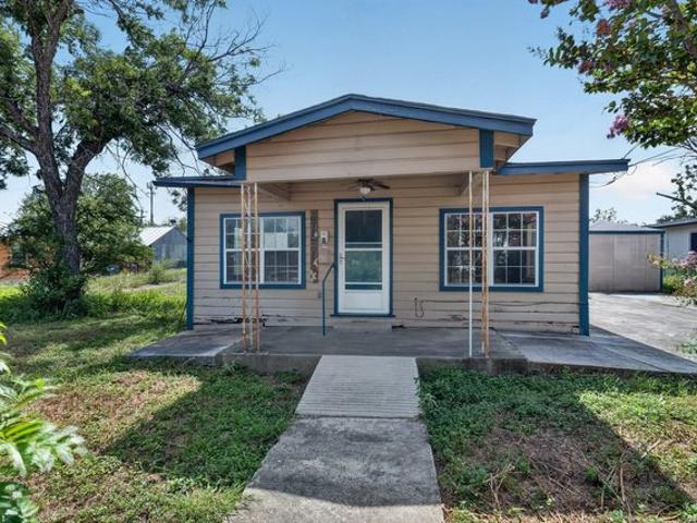 2107 El Jardin Rd, San Antonio, TX 78237