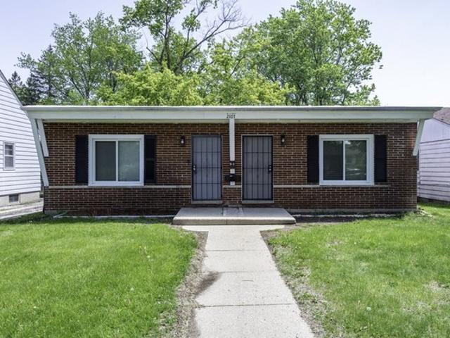 2107 Elim Ave, Zion, IL 60099