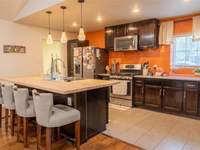 2107 Emerald Isle Dr, Leander, TX 78641 | MLS #1832
