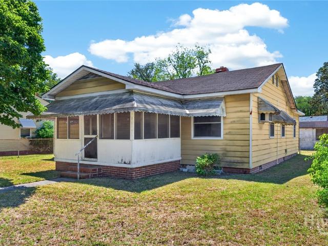 2107 Hawthorne St, Savannah, GA 31404 | MLS #SA353804 | Compass