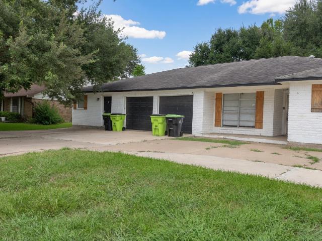 2107 Lamar Drive