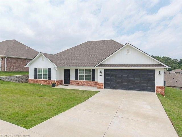 2107 Lisa Ln, Van Buren, AR 72956