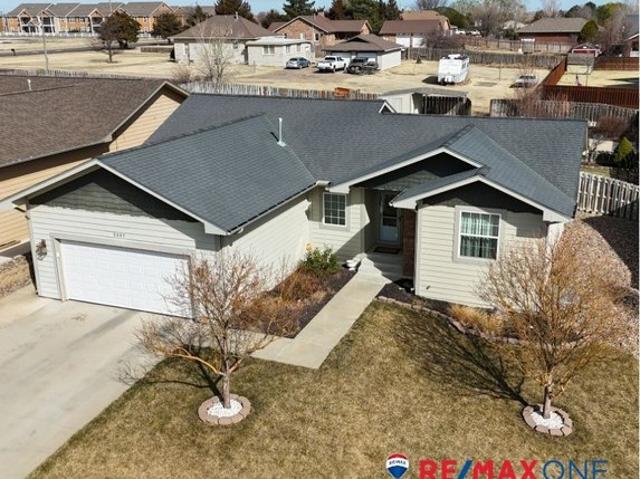 2107 Pioneer Rd, Garden City, KS 67846