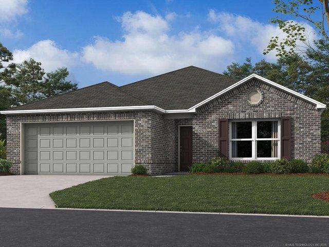 2107 S Amarillo Dr, Claremore, OK 74019