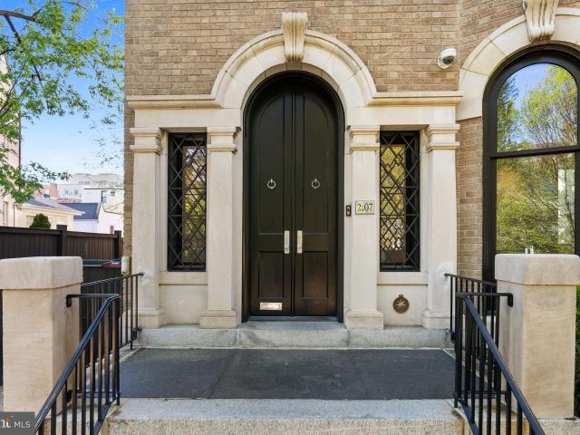 2107 Wyoming Ave NW, Washington, DC 20008 | MLS #DCDC2253