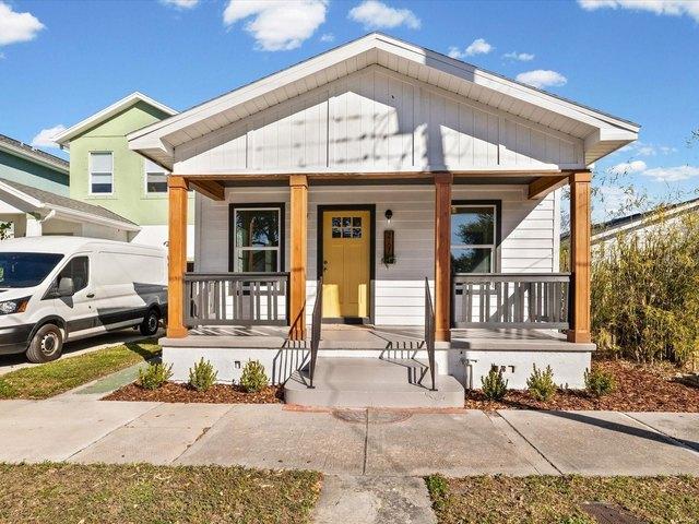 2107 W Cherry St, Tampa, FL 33607