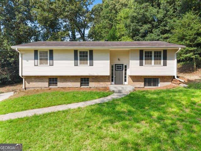 2107 Windsor Dr, Snellville, GA 30078