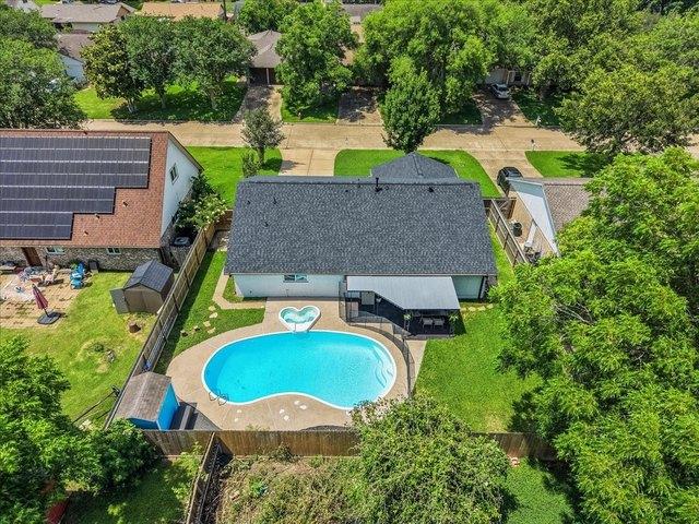 2107 Yorktown Ct S, League City, TX 77573