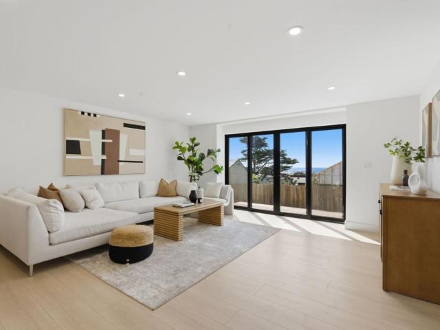 2107 39th Ave, San Francisco, CA 94116 | MLS #ML82041 | Compass