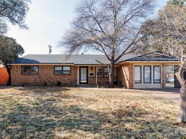 2107 52nd St, Lubbock, TX 79412
