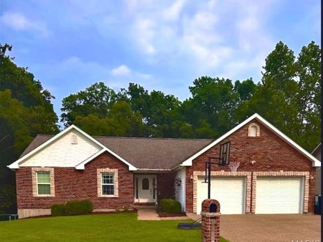 2108 Anniston Dr, Washington, MO 63090