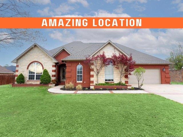 2108 Country Springs St, McAlester, OK 74501