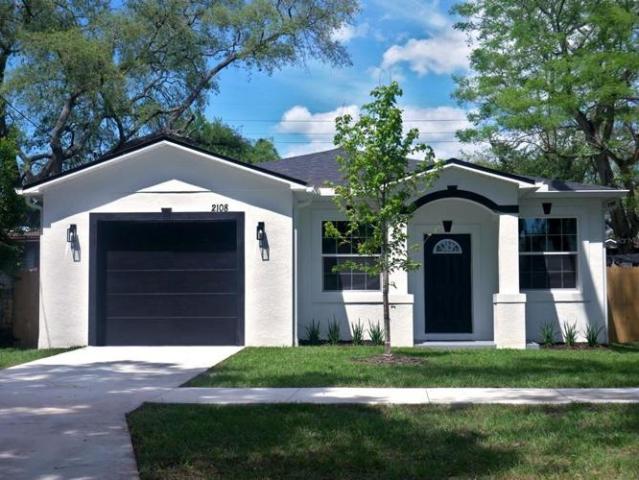 2108 E Nedro Rd, Tampa, FL 33604