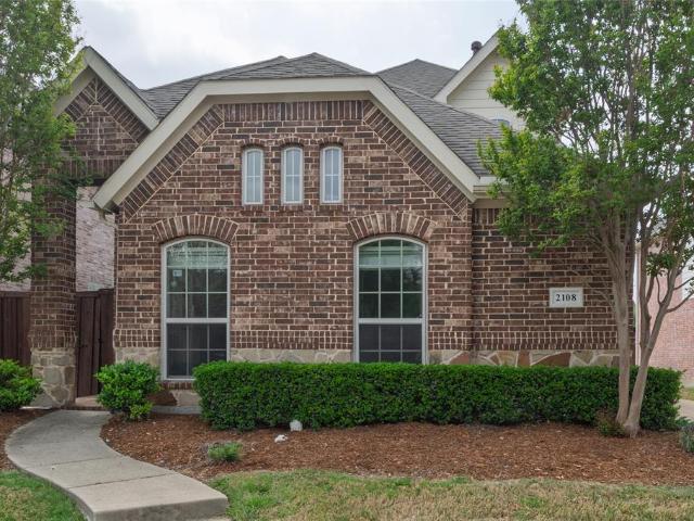 2108 Harris Place