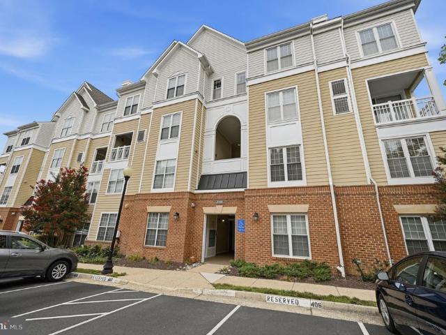 2108 Highcourt Lane # 303
