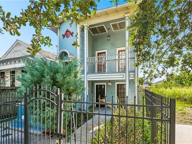 2108 Louisiana Avenue