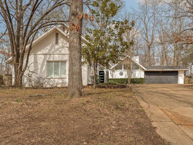 2108 Paula Drive