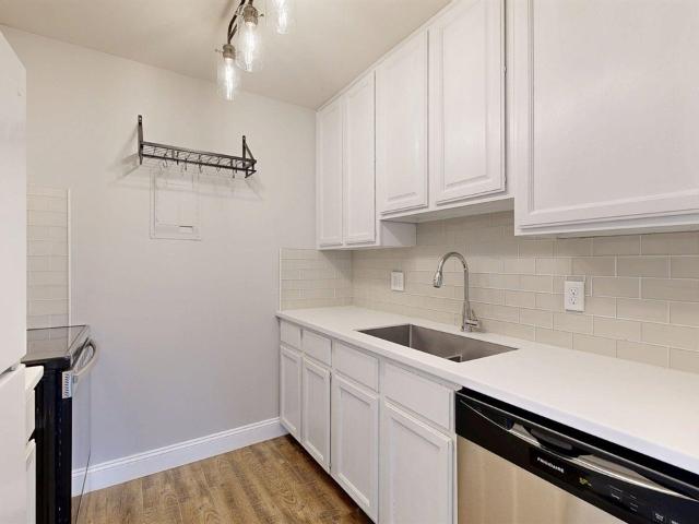 2108 Pauline Boulevard # Unit: 307