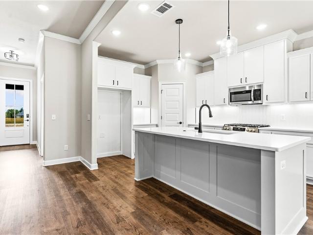 2108 Porter Street