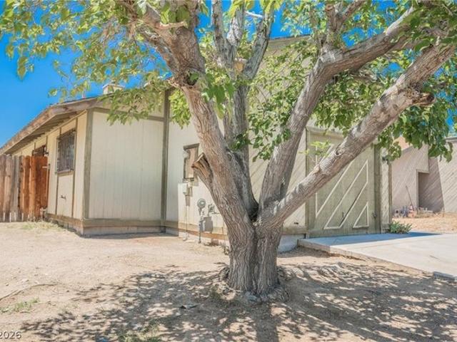 2108 San Simeon St, Las Vegas, NV 89108