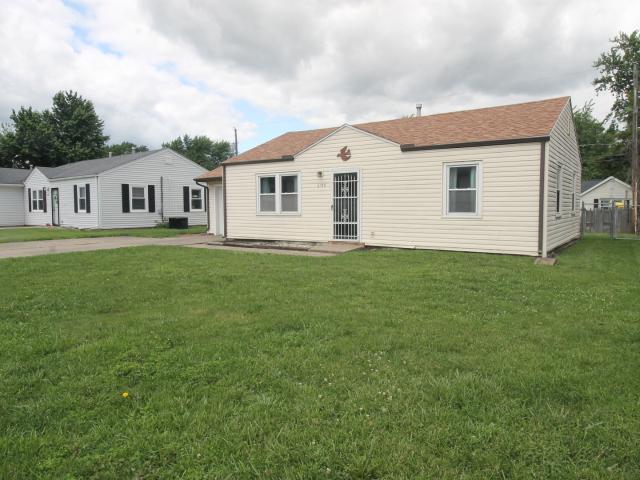 2108 W 68th Street