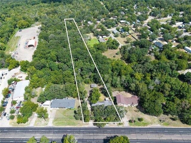 2108 W Highway 21, Bryan, TX 77803