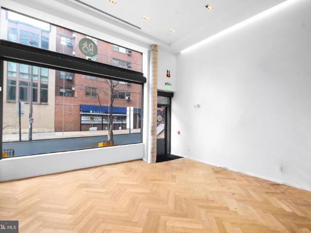 2108 walnut # retail