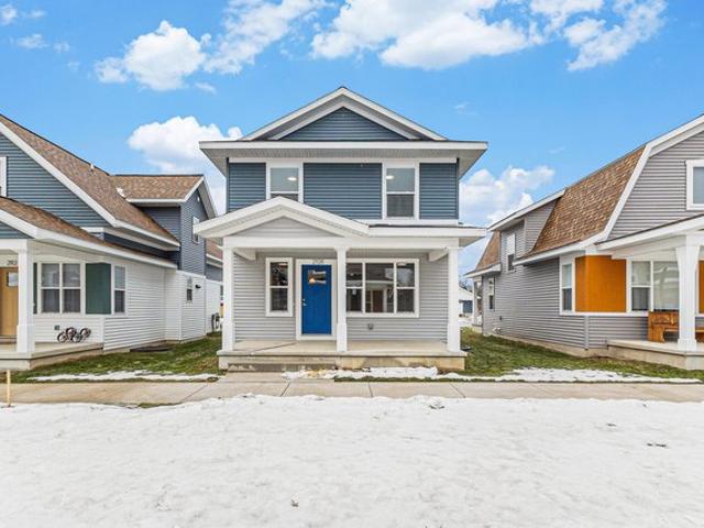 2108 Willard Ave SE, Grand Rapids, MI 49507