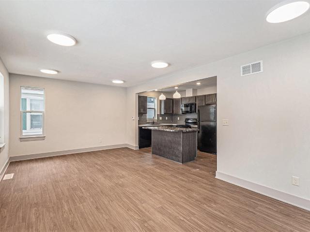2108 Willard Avenue