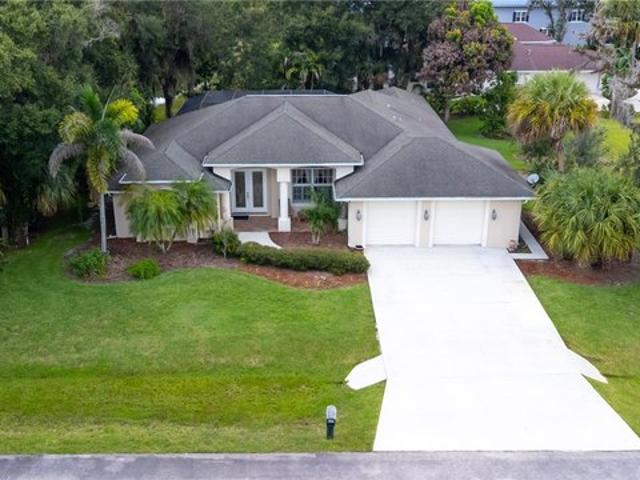 2108 Winding Creek Ln, Fort Pierce, FL 34981