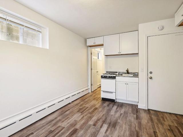 2108 2nd Avenue North Studio Apartment for Rent at 2108 2nd Ave N, Minneapolis, MN 55405 Harrison