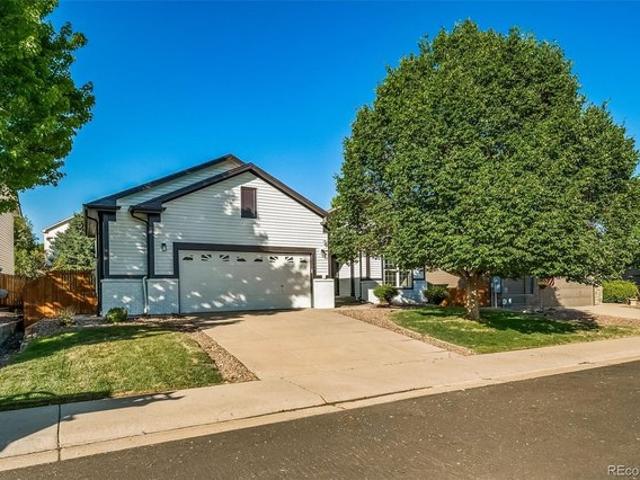 21097 Hawthorne Ln, Parker, CO 80138