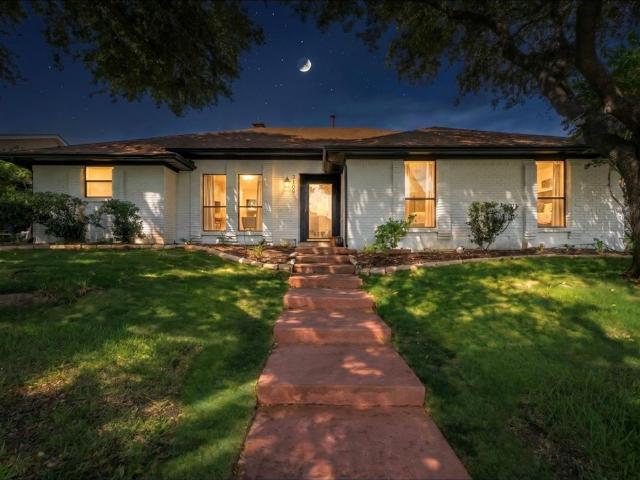 2109 Marin