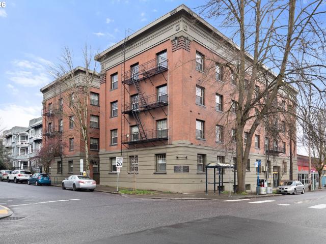 2109 nw irving st nw # 410