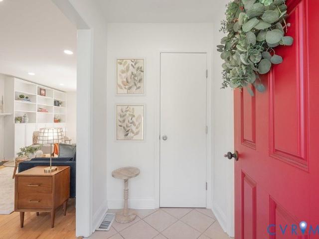 2109 Oakhampton Place