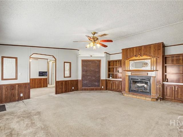 2109 Blue Jay Road