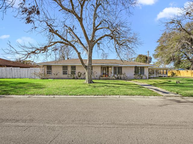 2109 Britton St, Baytown, TX 77520 | MLS #52279 | Compass